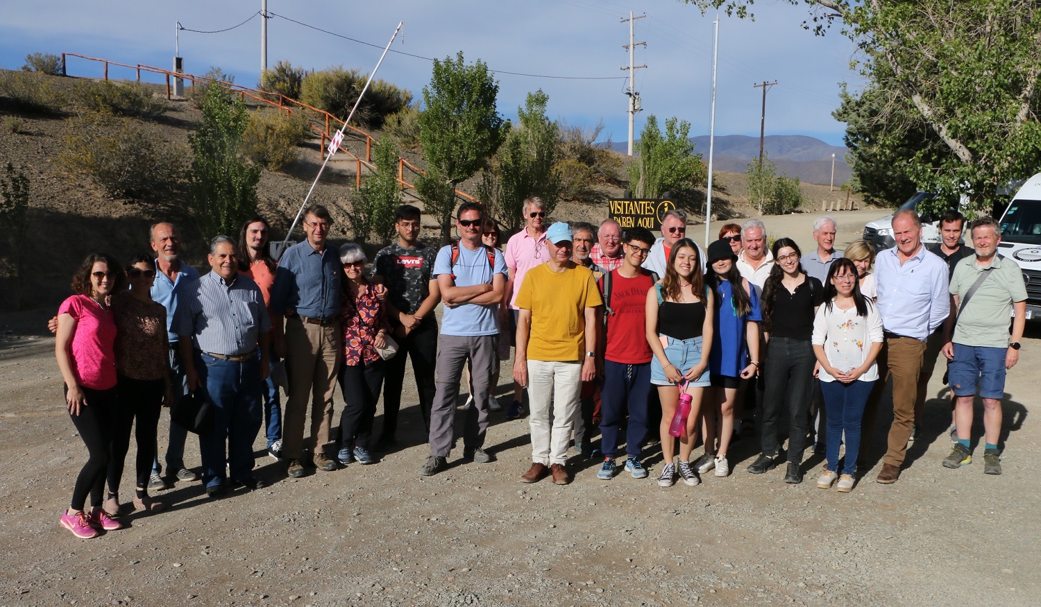 El astrónomo Roger Davies dio una charla en el OAFA