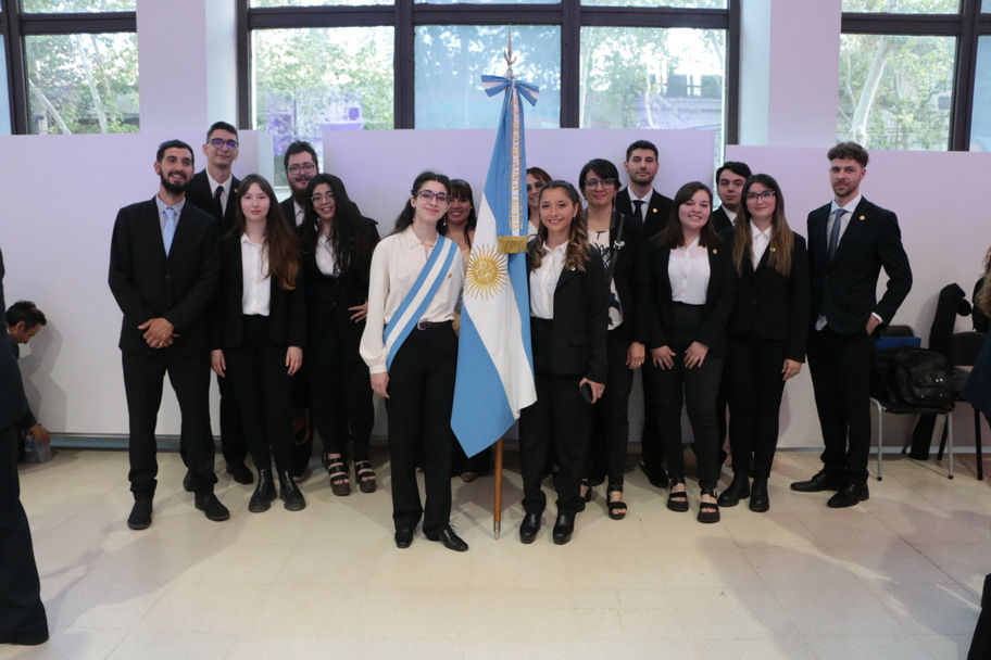 Se realizó el cambio del Cuerpo de Bandera en Rectorado